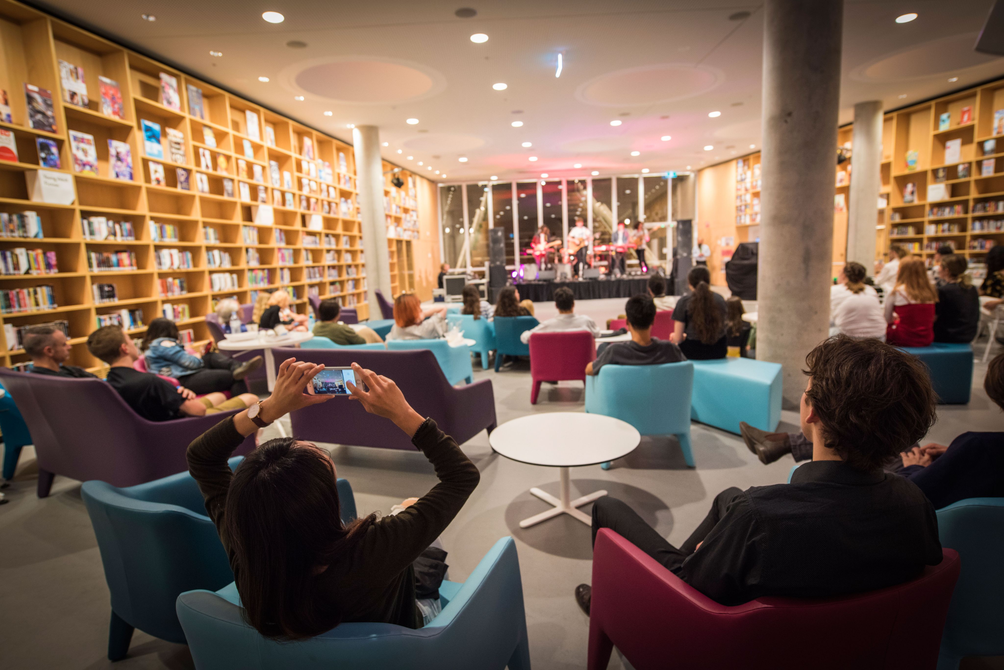 Poets in Residence | New Australian poetry, contemporary Australian ...
